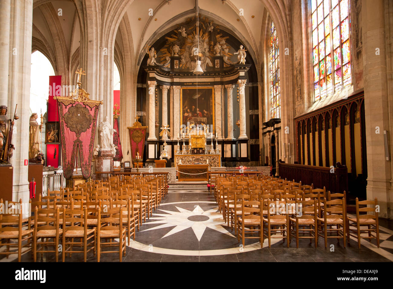 Innenraum der Kapelle bei der Onze-Lieve-Vrouwekathedraal (Kathedrale unserer lieben Frau) in ...