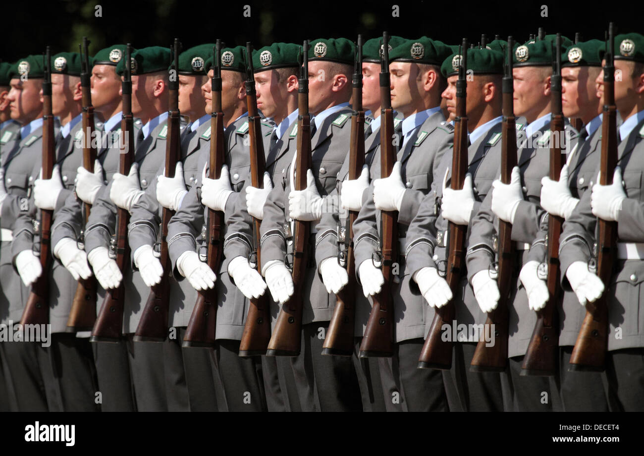 Berlin Guard Stockfotos und -bilder Kaufen - Alamy
