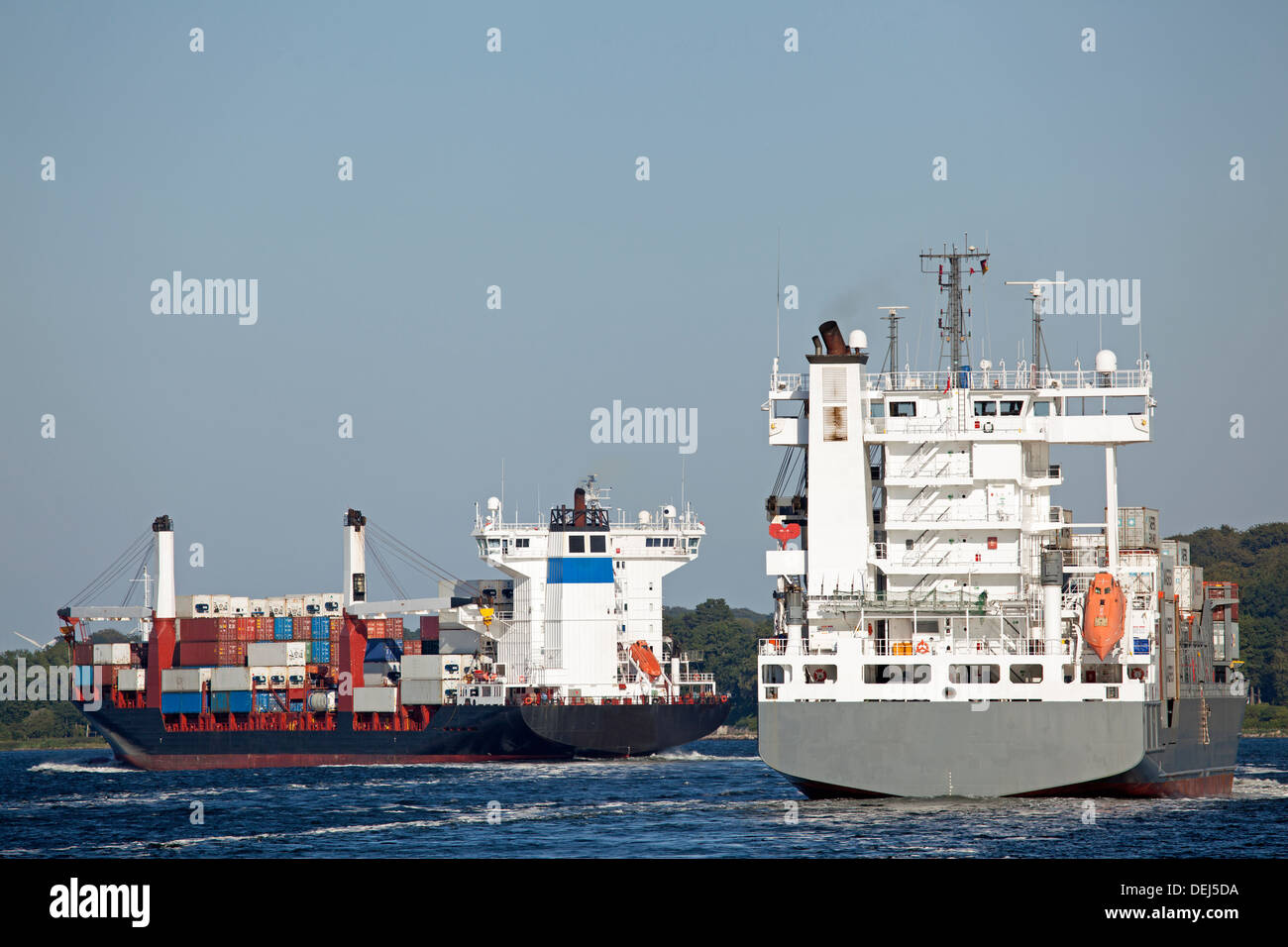 Containerschiff auf kiel kanal -Fotos und -Bildmaterial in hoher Auflösung – Alamy