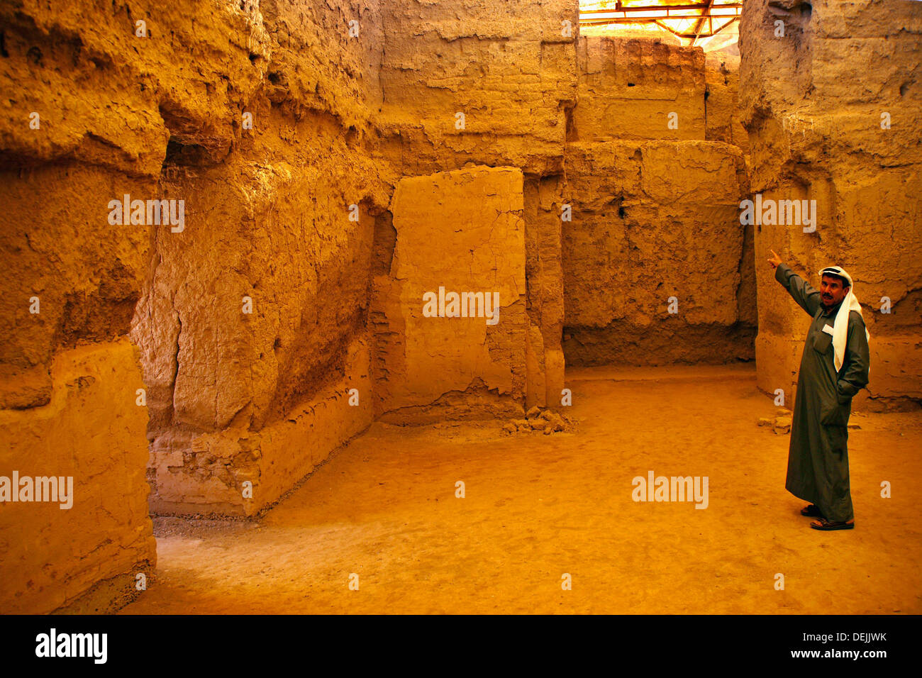 Royal palace of mari -Fotos und -Bildmaterial in hoher Auflösung – Alamy