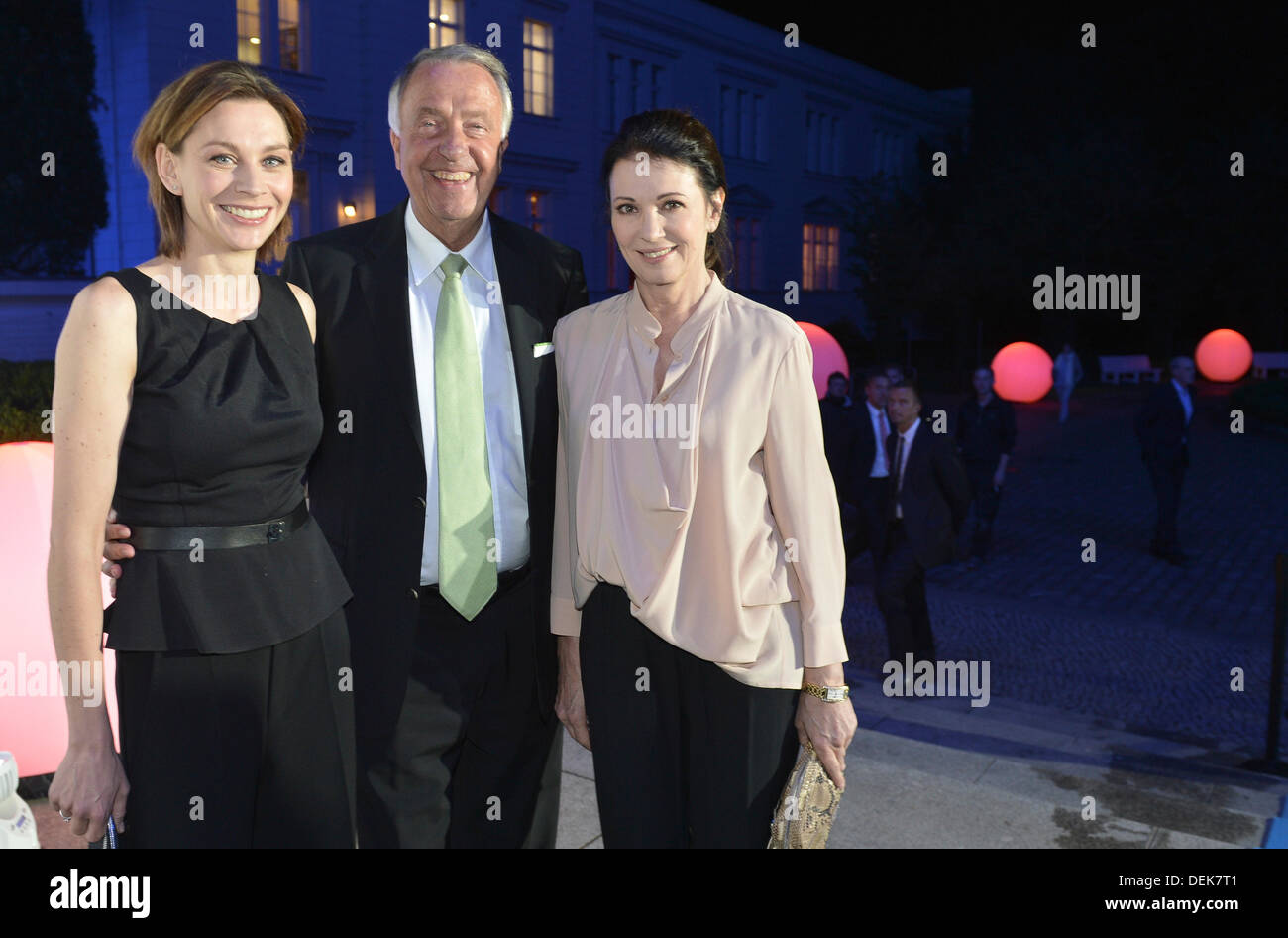 Bernd neumann iris berben -Fotos und -Bildmaterial in hoher Auflösung ...