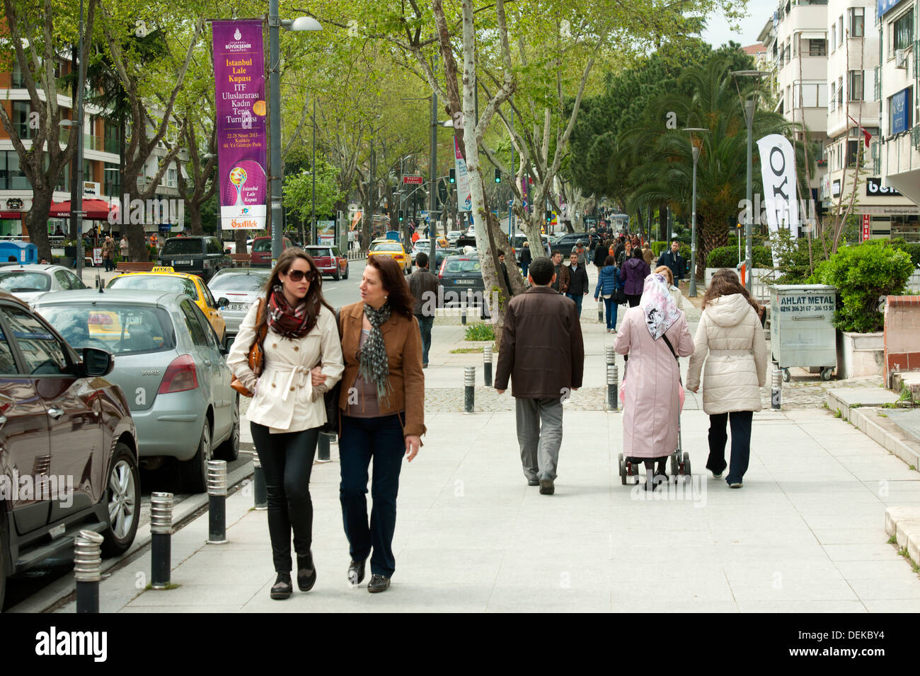 Bagdat street -Fotos und -Bildmaterial in hoher Auflösung – Alamy