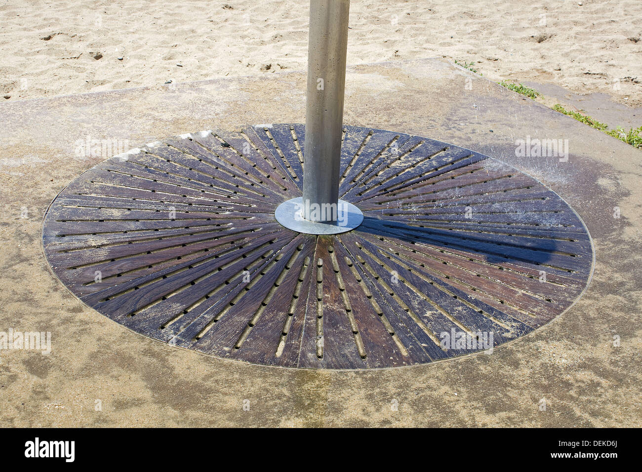 Strand duschen -Fotos und -Bildmaterial in hoher Auflösung – Alamy