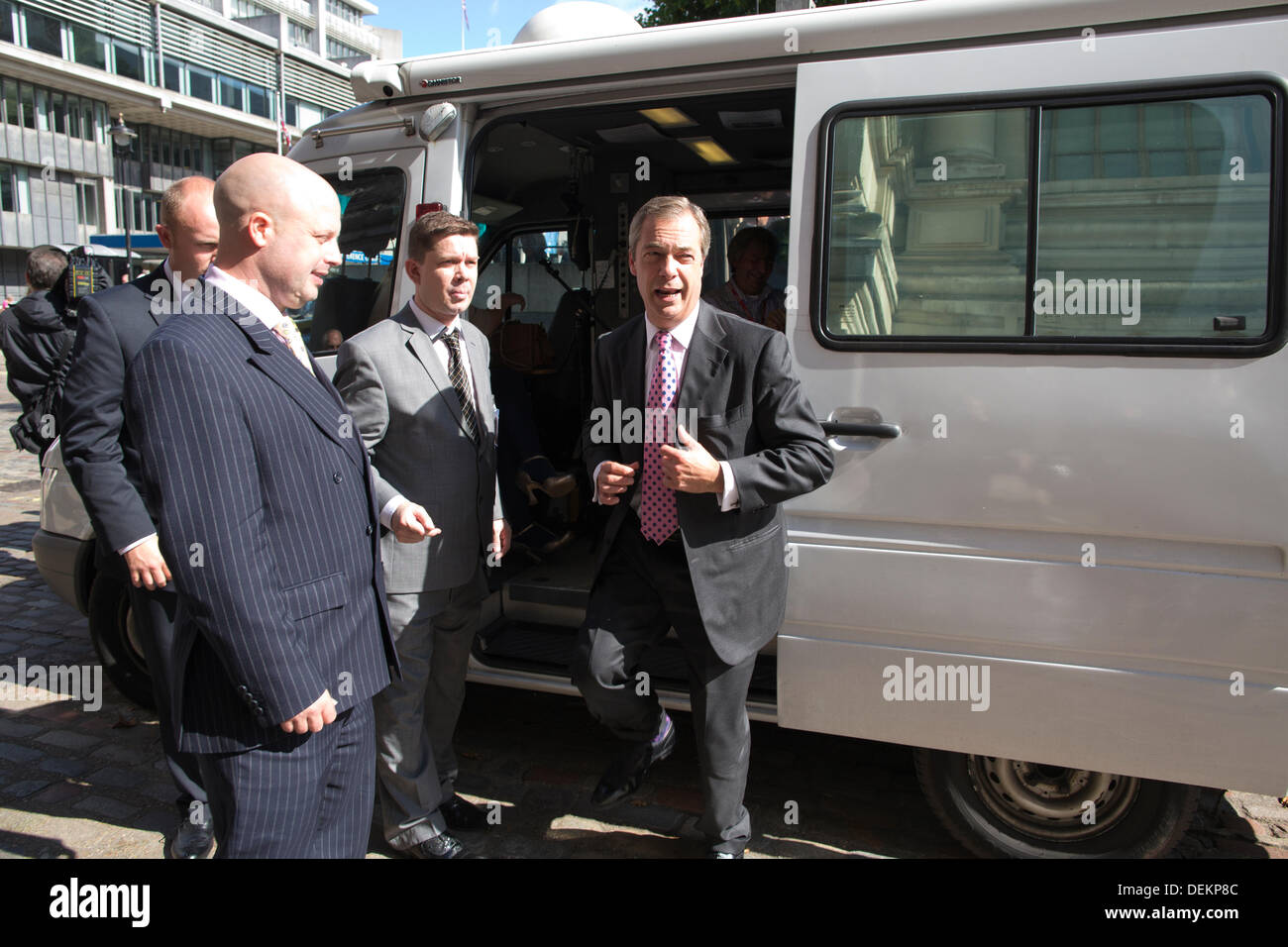 Halle farage london nigel -Fotos und -Bildmaterial in hoher Auflösung ...