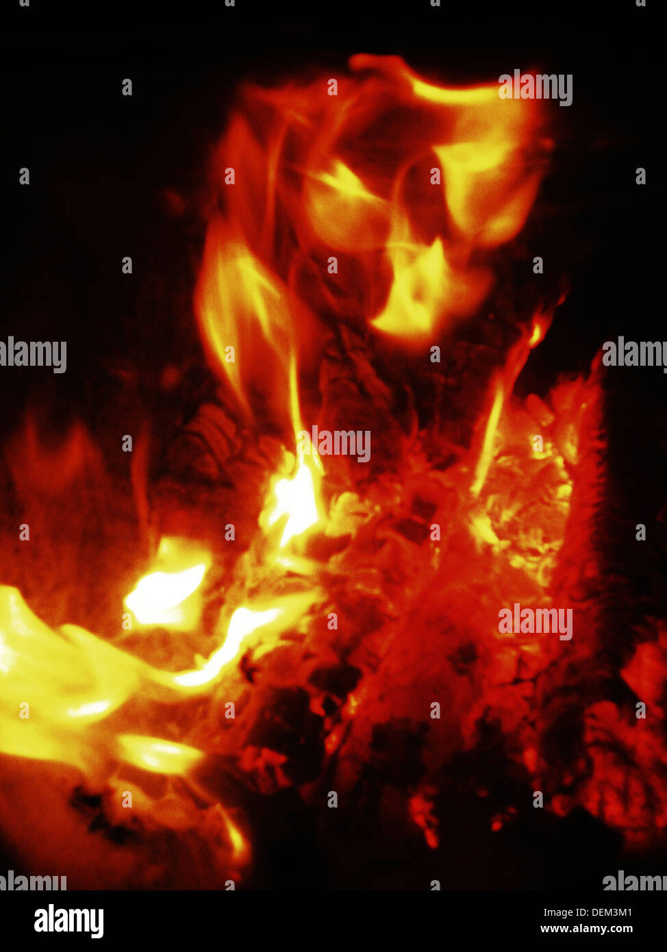 Heiße flammen -Fotos und -Bildmaterial in hoher Auflösung – Alamy