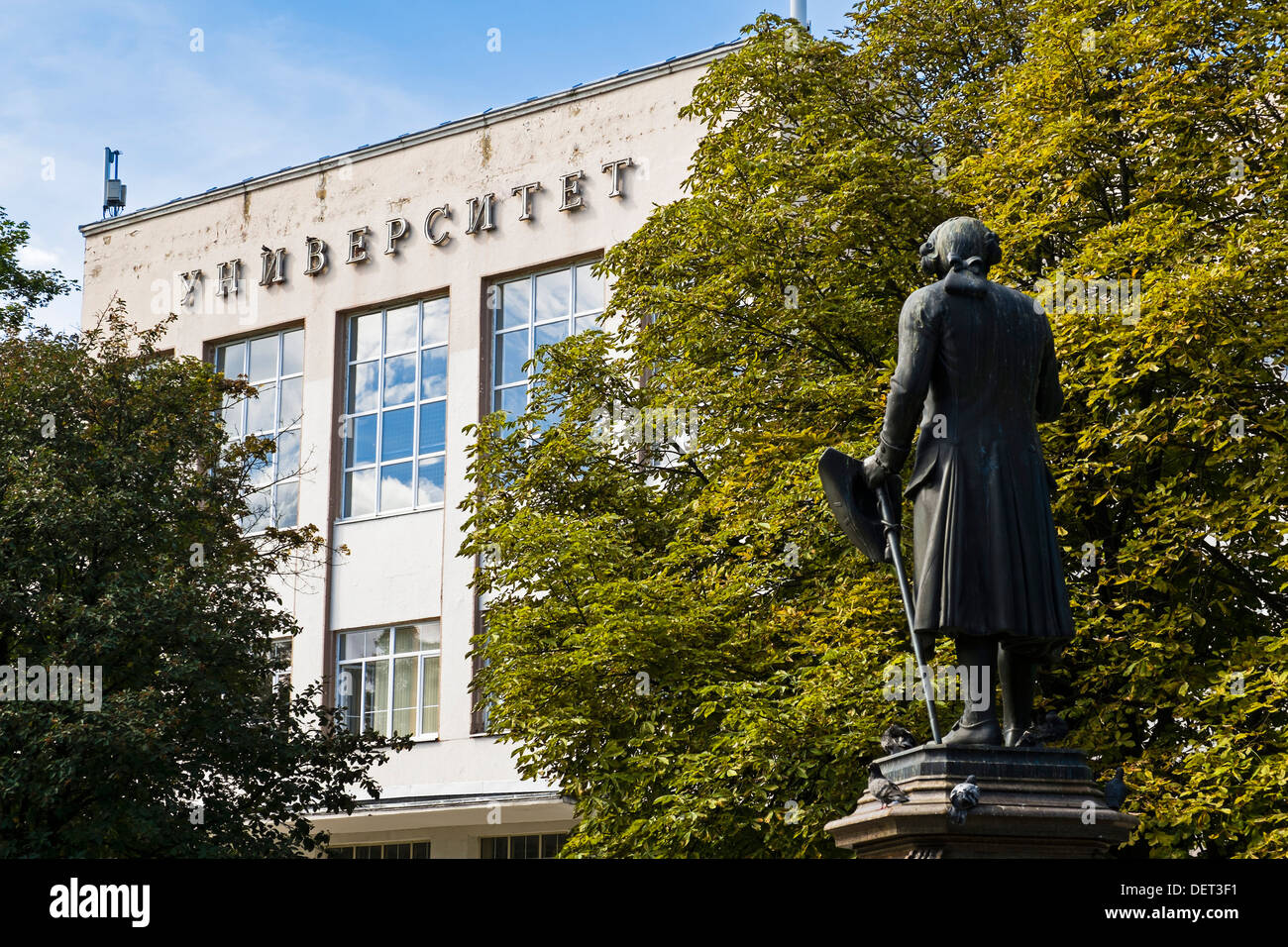 Denkmal von Immanuel Kant an der baltischen Universität, Kaliningrad ...