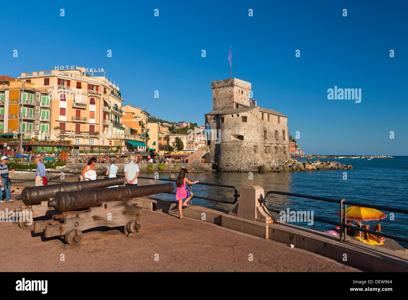 Castello di Rapallo, Schloss am Meer, Rapallo, Provinz Genua, Ligurien ...