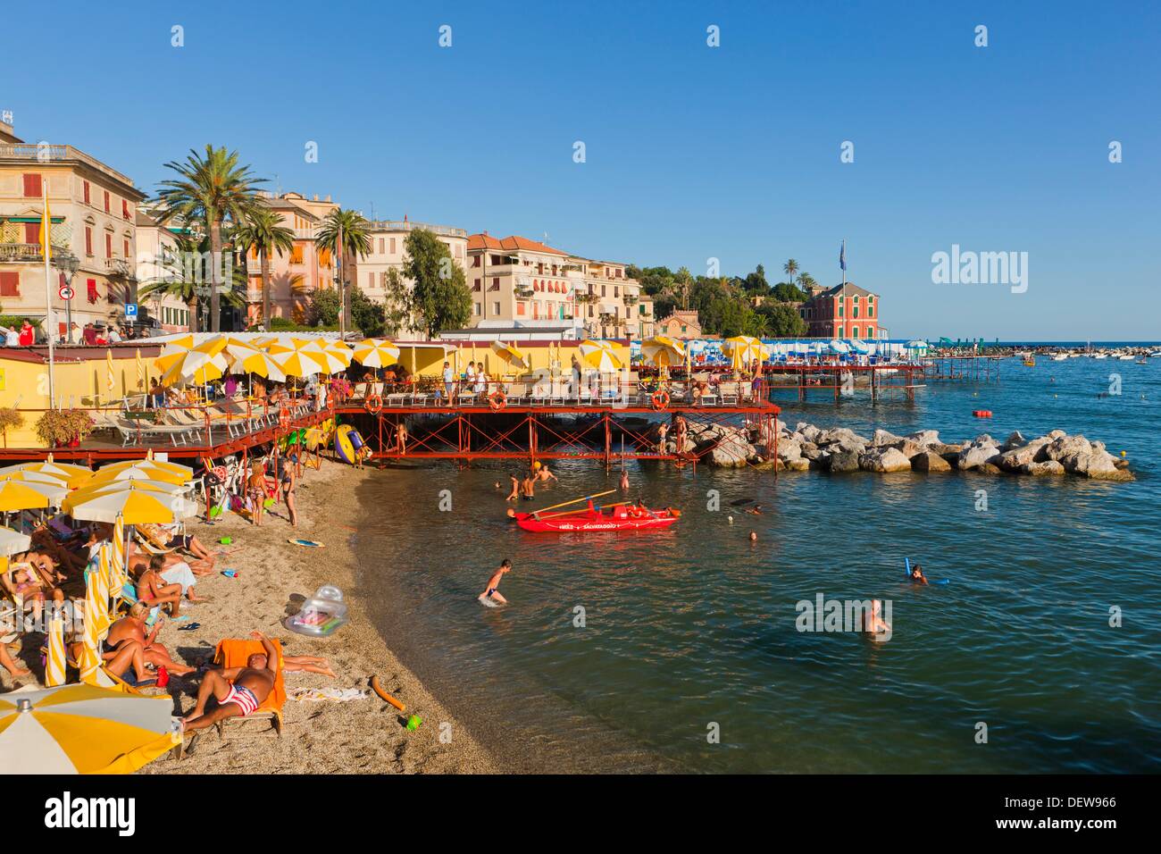 Castello Di Rapallo Stockfotos und -bilder Kaufen - Alamy