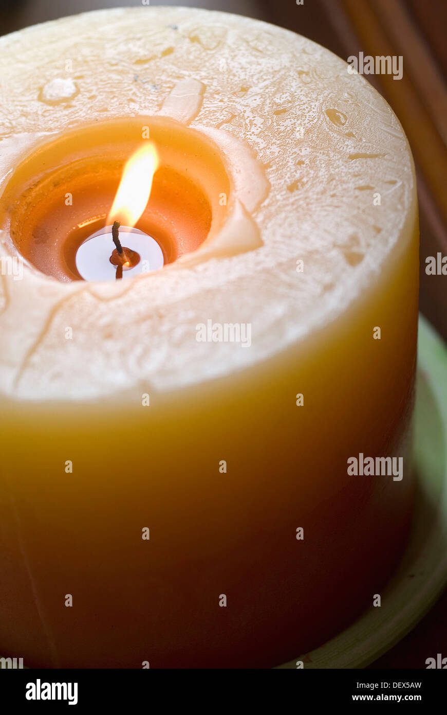 7 form kerze -Fotos und -Bildmaterial in hoher Auflösung – Alamy