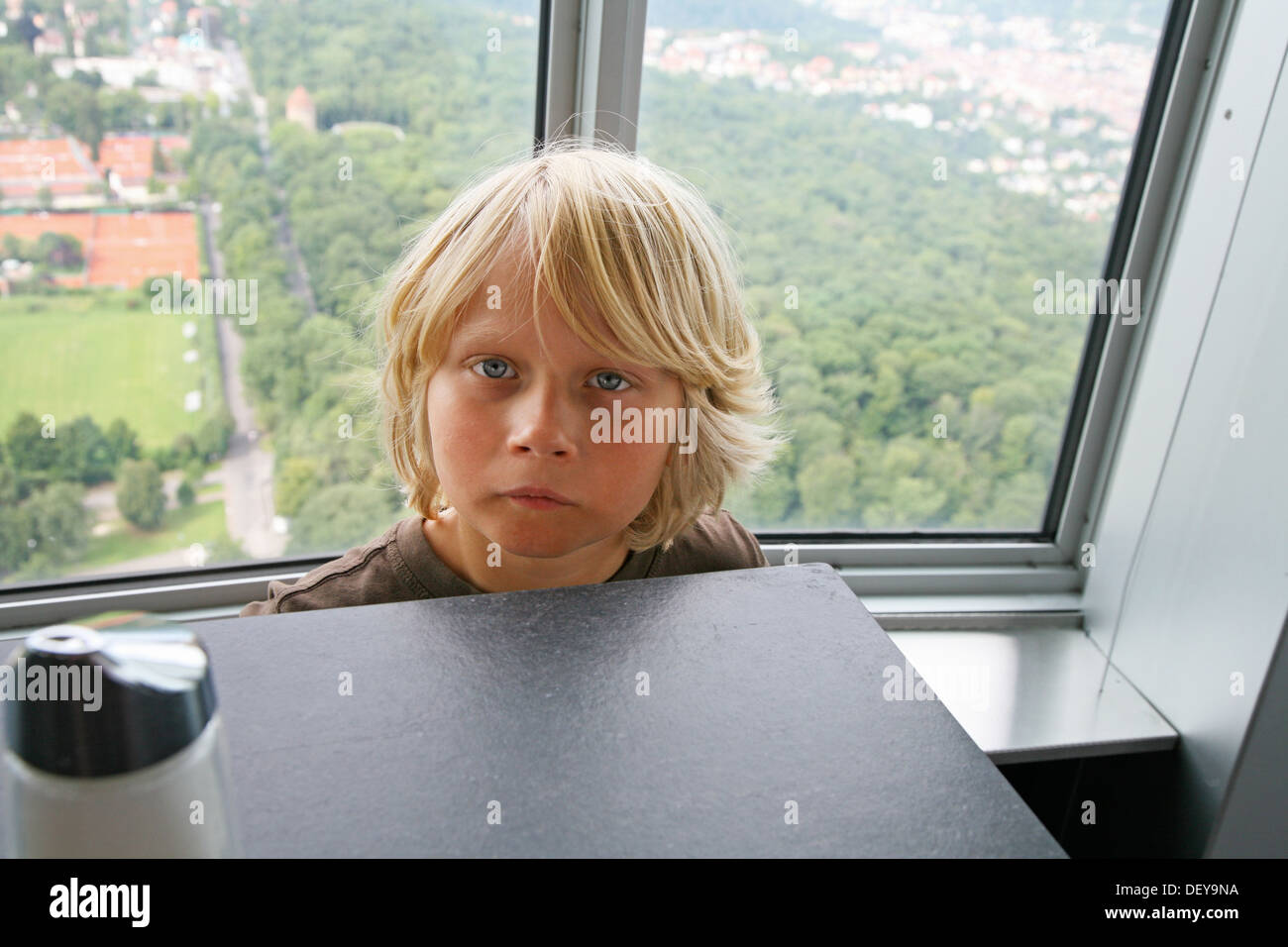 Stuttgart fernsehturmansicht von oben -Fotos und -Bildmaterial in hoher ...