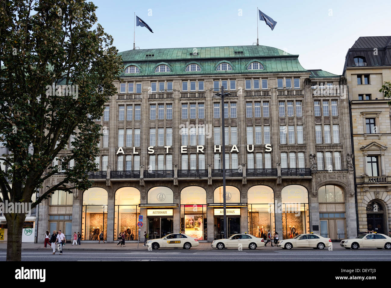 Alsterhaus hamburg germany europe -Fotos und -Bildmaterial in hoher ...