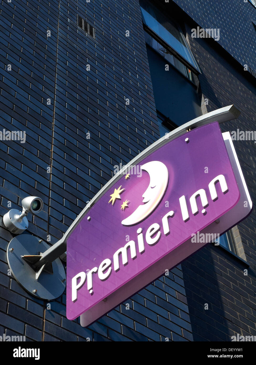 Premier inn logo -Fotos und -Bildmaterial in hoher Auflösung – Alamy