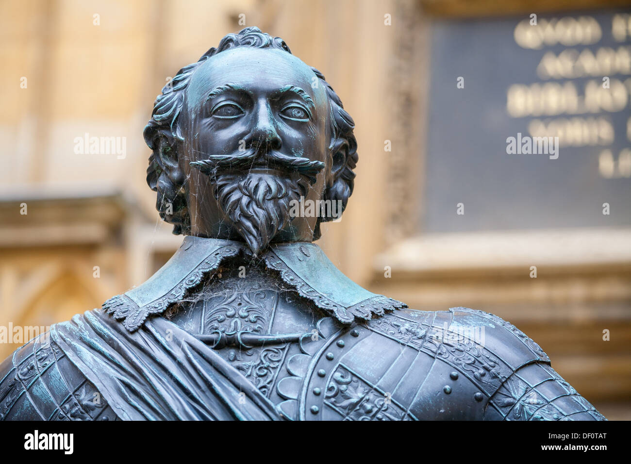 Oxford statue -Fotos und -Bildmaterial in hoher Auflösung – Alamy