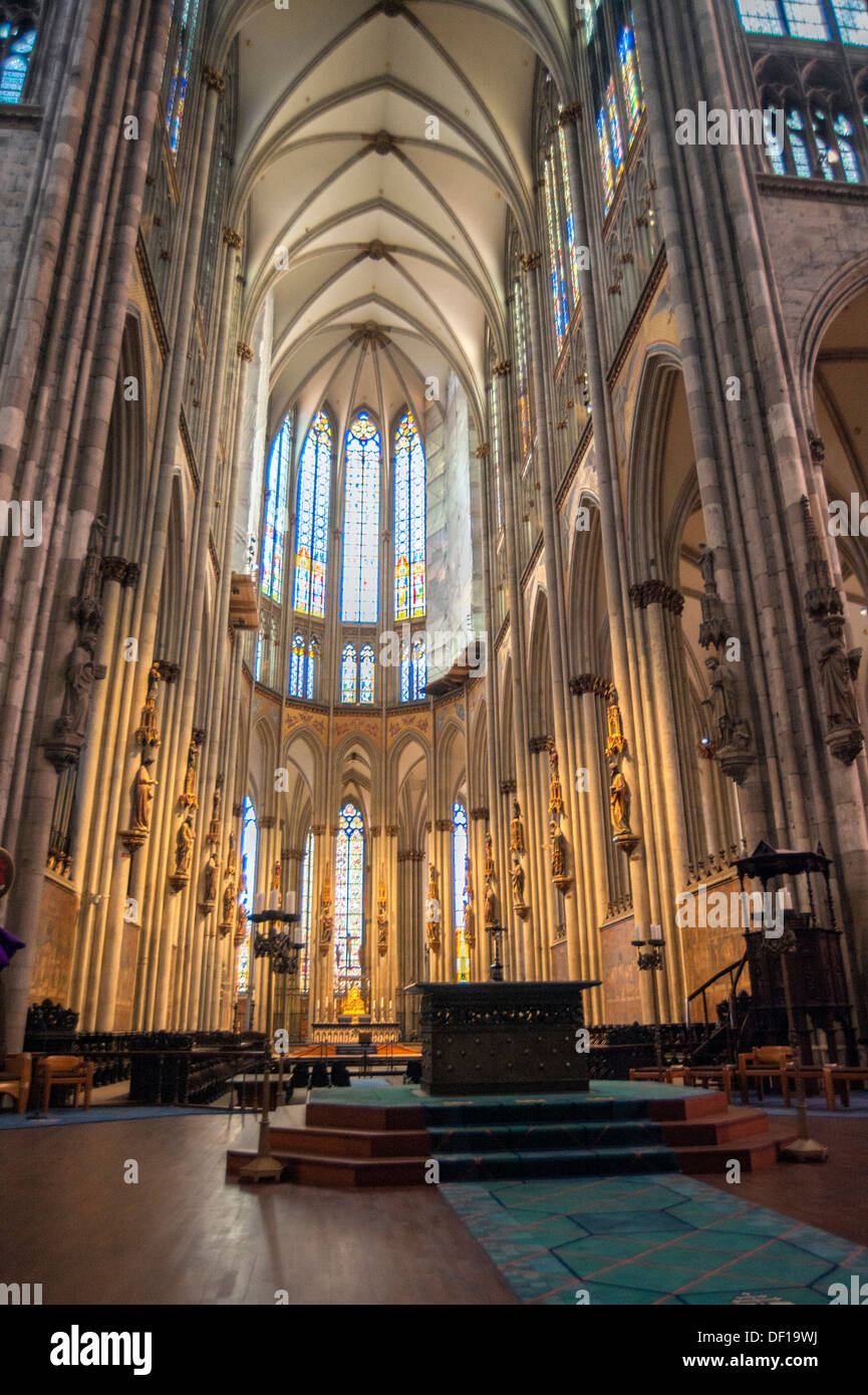 Kölner Dom Innenraum, Köln Stockfotografie - Alamy