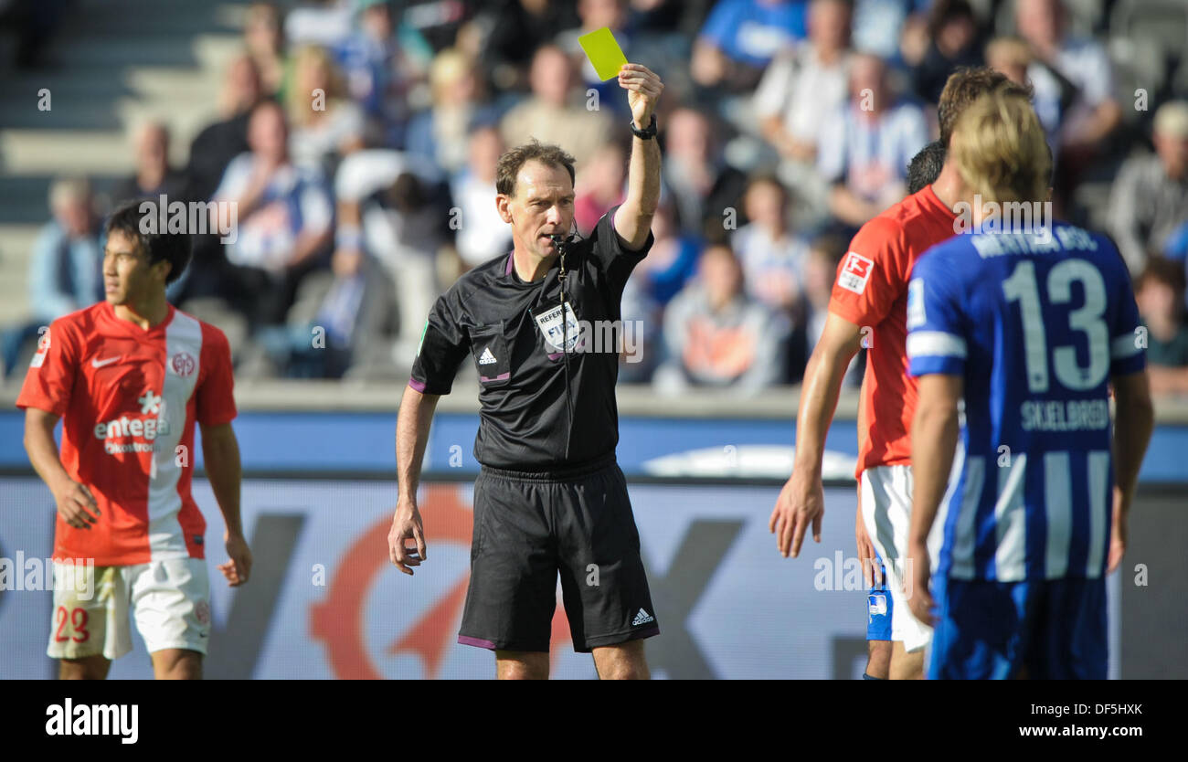 Florian meyer -Fotos und -Bildmaterial in hoher Auflösung – Alamy