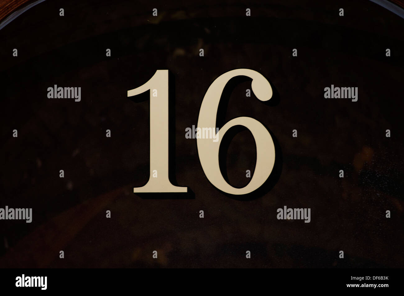 Number sixteen -Fotos und -Bildmaterial in hoher Auflösung – Alamy