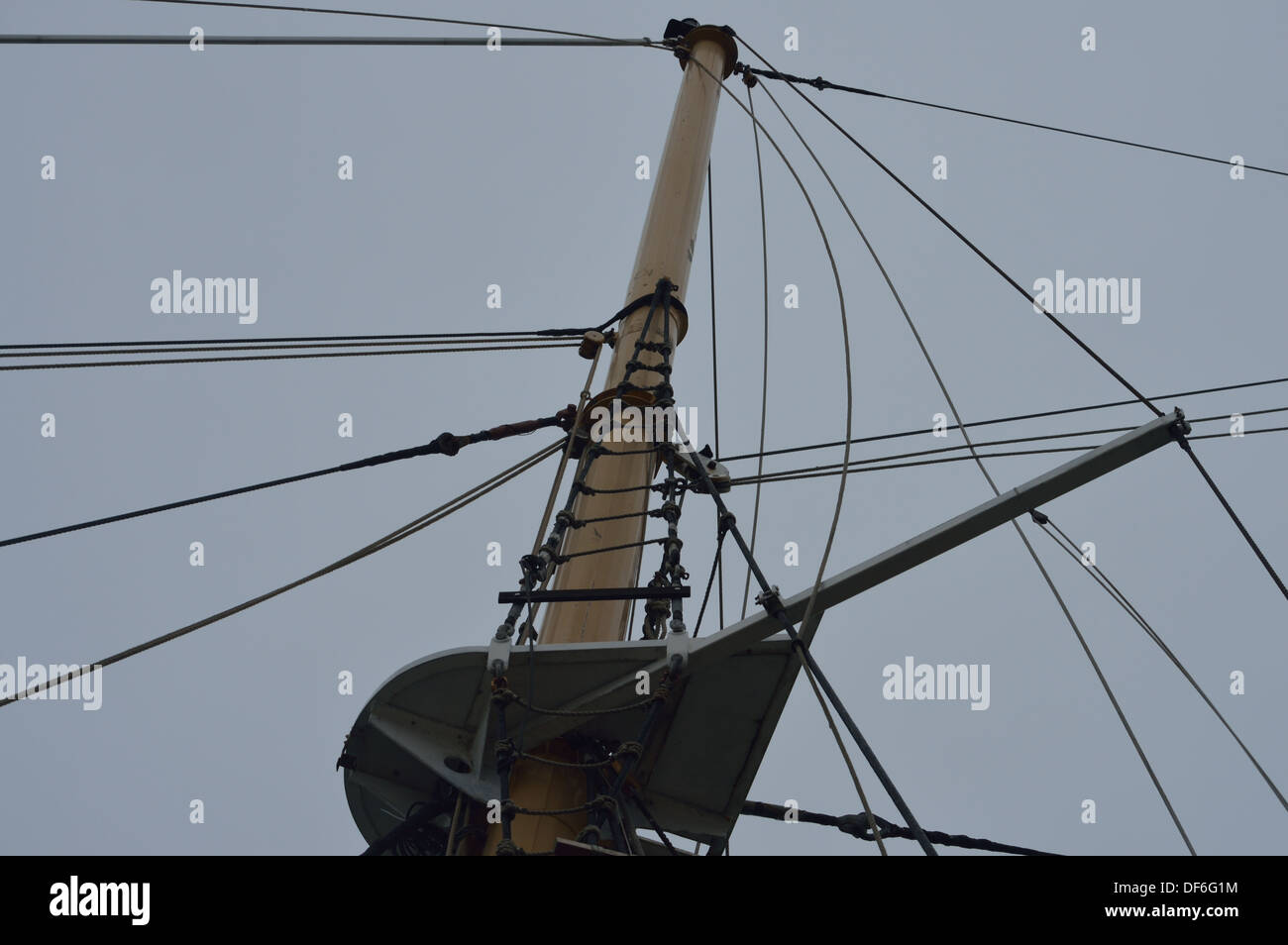 Segler boot mann -Fotos und -Bildmaterial in hoher Auflösung – Alamy