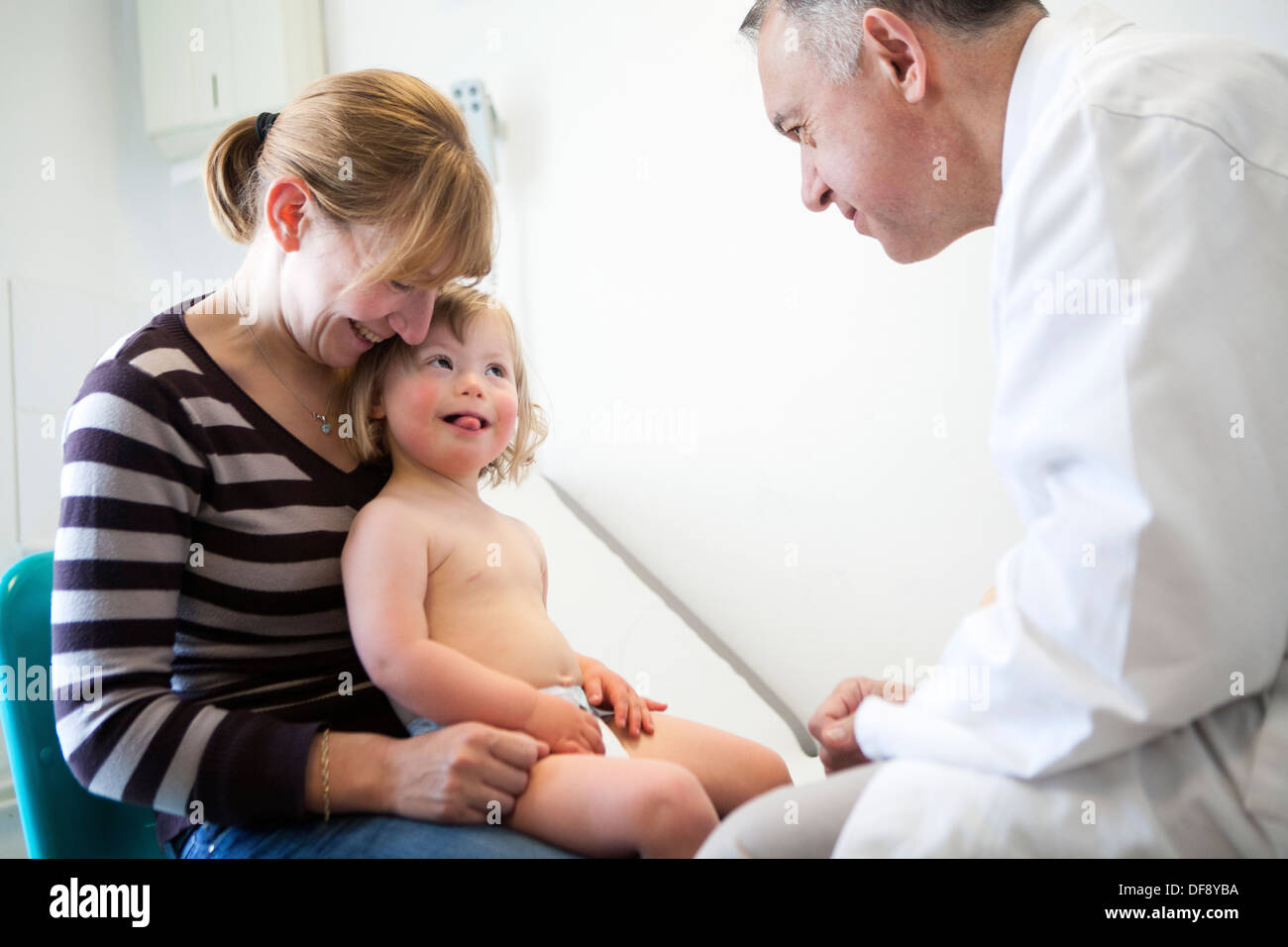 Downs syndrome -Fotos und -Bildmaterial in hoher Auflösung – Alamy