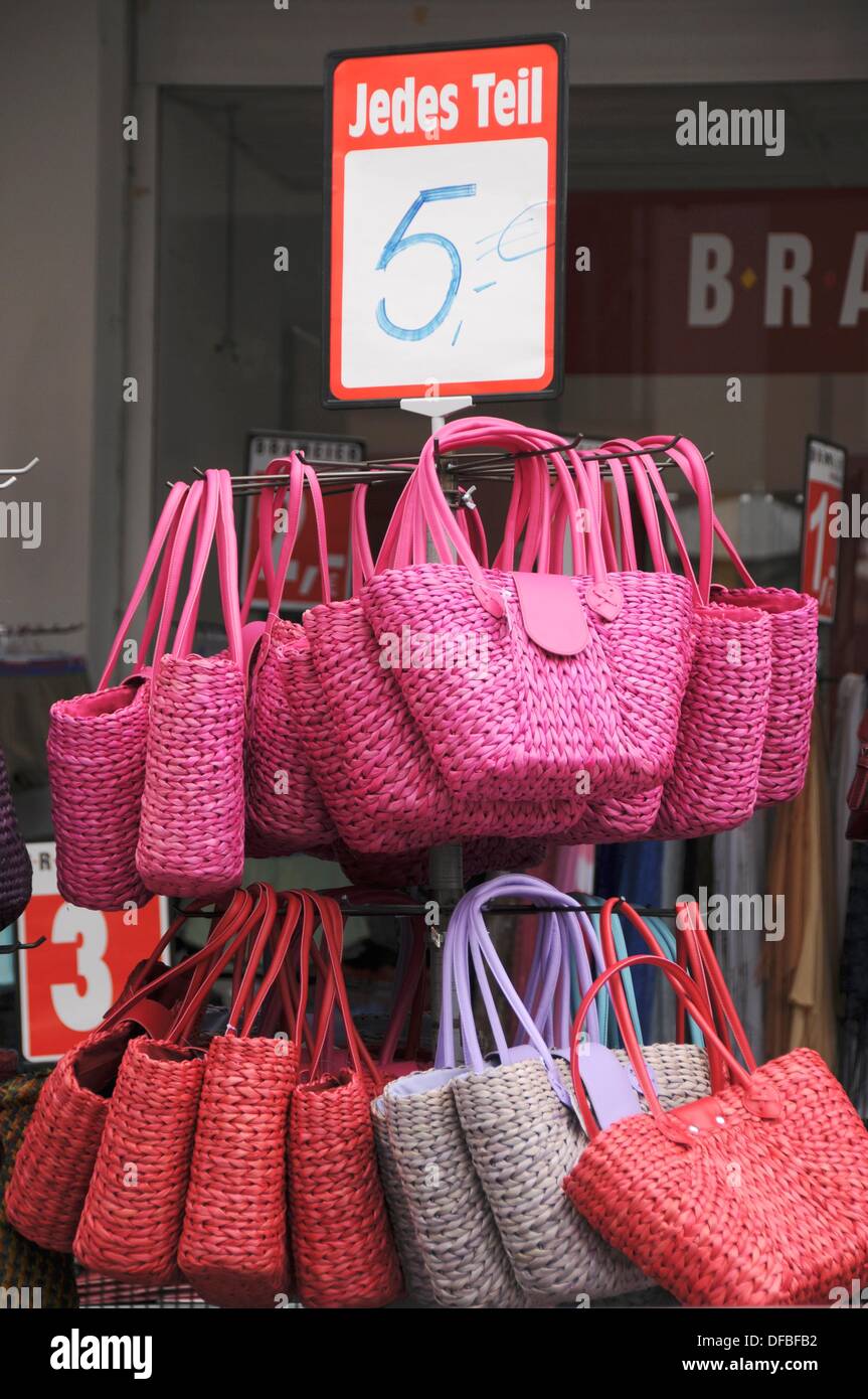 Ein euroshop -Fotos und -Bildmaterial in hoher Auflösung – Alamy