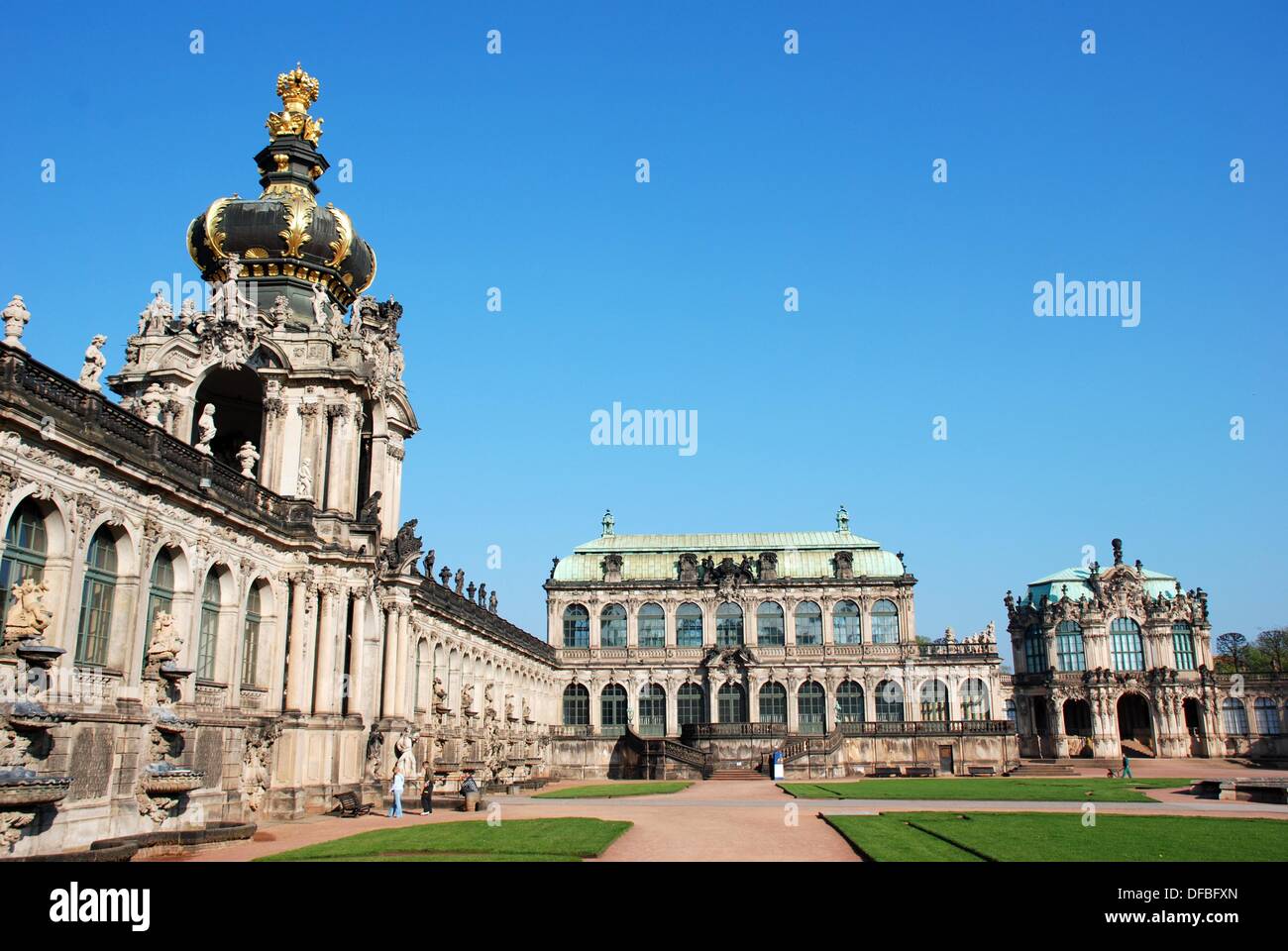 The zwinger is an 18th century baroque palace -Fotos und -Bildmaterial ...