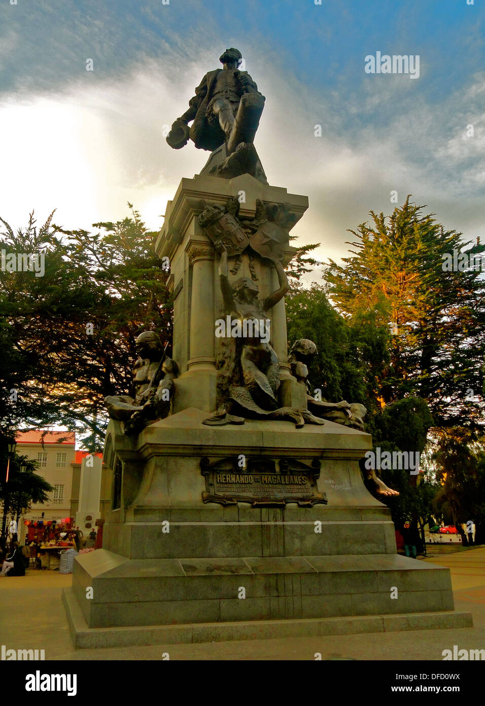 Statue der portugiesischer Seefahrer und Entdecker Ferdinand Magellan ...