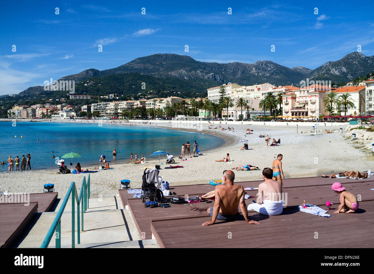 Mentone beach -Fotos und -Bildmaterial in hoher Auflösung – Alamy