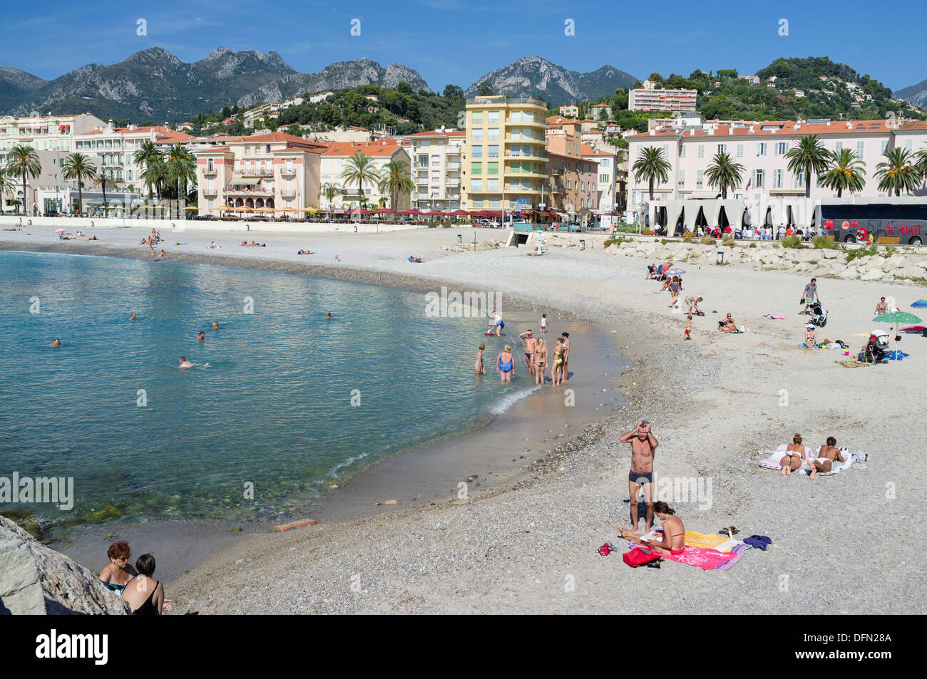 Strand bei menton Stockfotos und -bilder Kaufen - Alamy