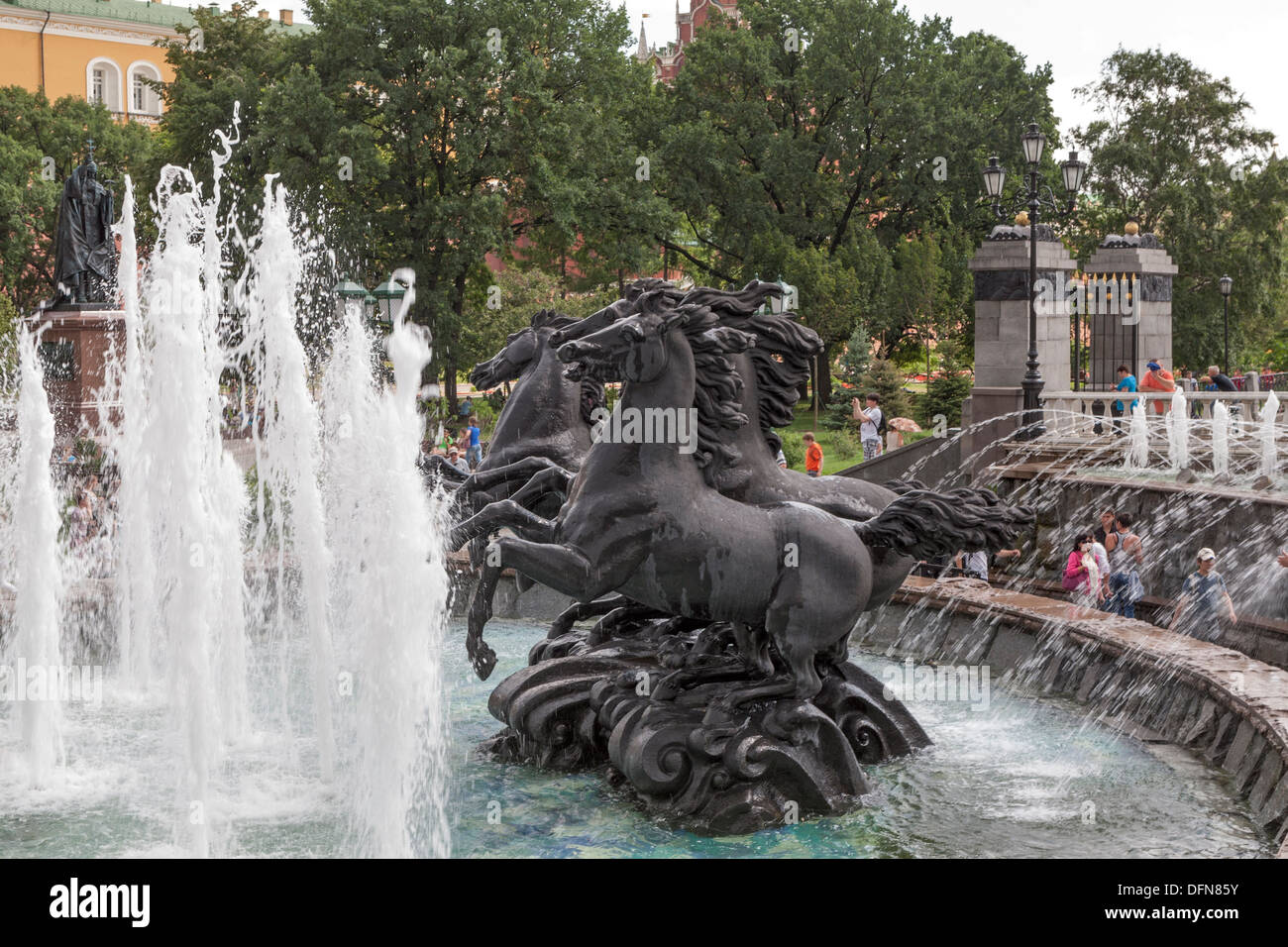Springbrunnen, von Zurab Zereteli, Alexander Gardens, Moskau ...