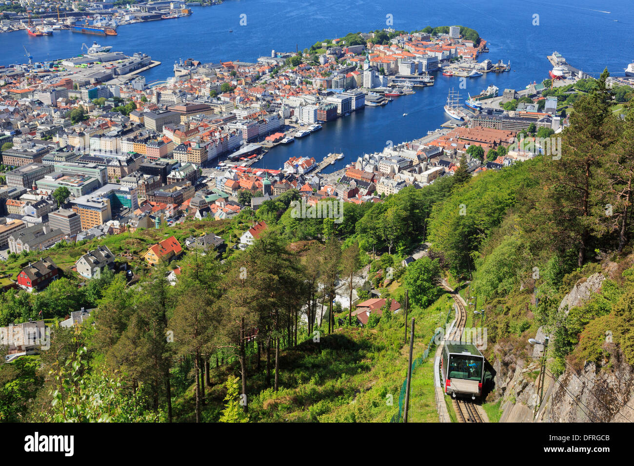 Mount floyen standseilbahn -Fotos und -Bildmaterial in hoher Auflösung ...