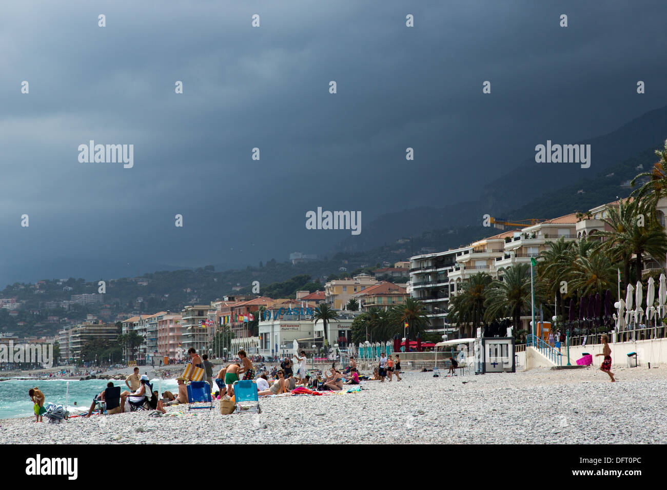 Strand bei menton Stockfotos und -bilder Kaufen - Alamy