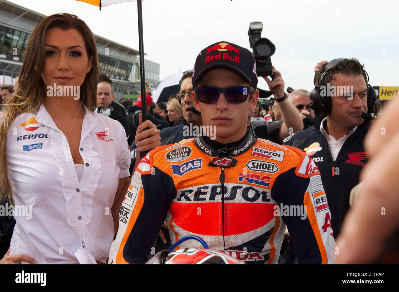 Marc marquez grid girl on -Fotos und -Bildmaterial in hoher Auflösung ...