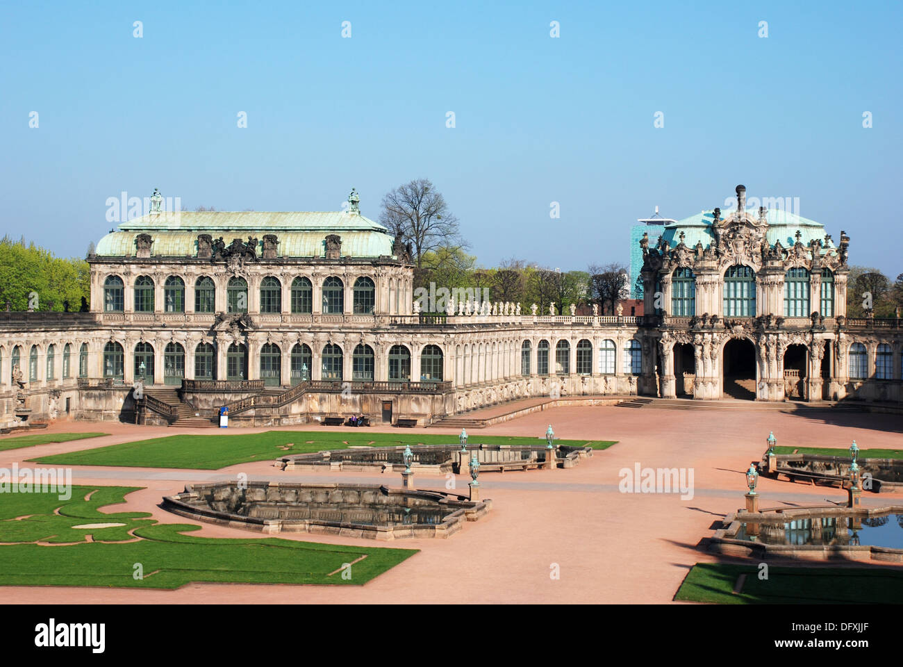 The zwinger is an 18th century baroque palace -Fotos und -Bildmaterial ...