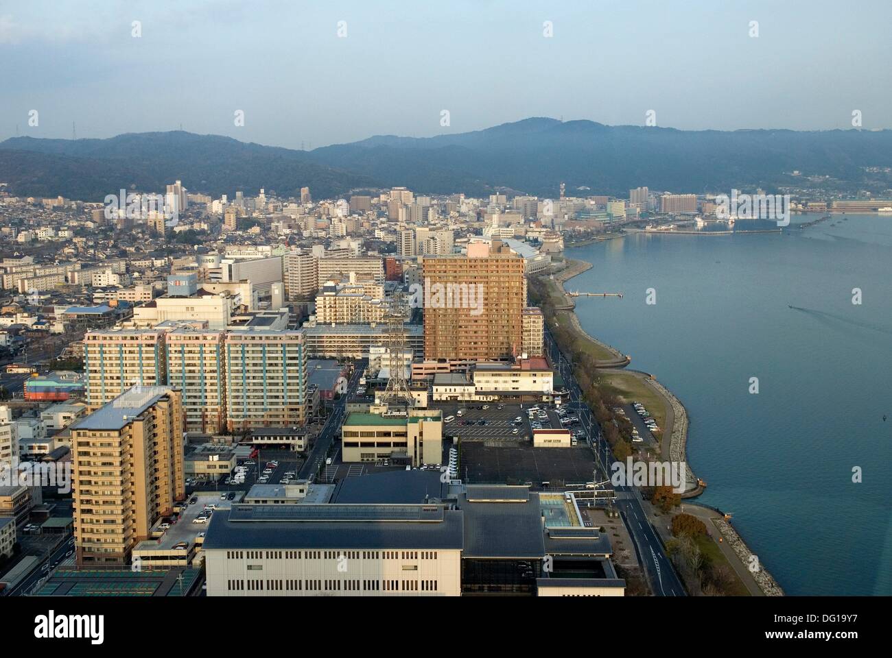 Luftbild von Otsu und Biwa-See von Otsu Prince Hotel, Kyoto, Japan ...