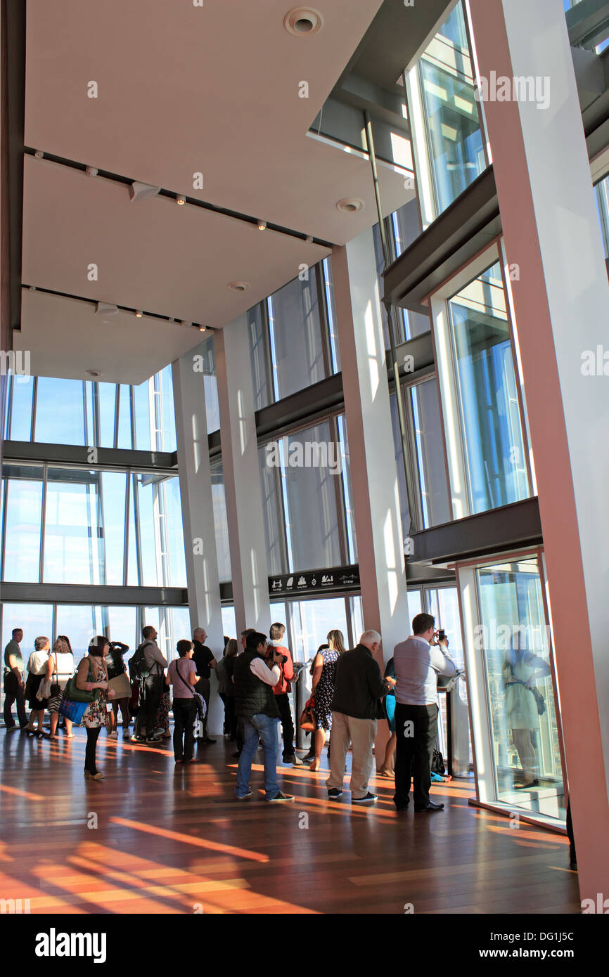Inside the shard -Fotos und -Bildmaterial in hoher Auflösung – Alamy