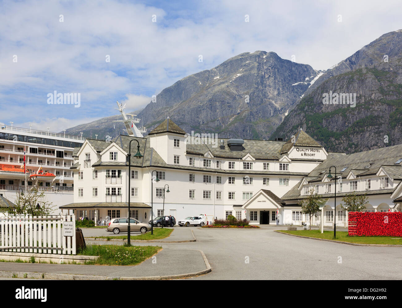 Das Quality Hotel and Resort am Ende des Eidfjorden in Eidfjord ...