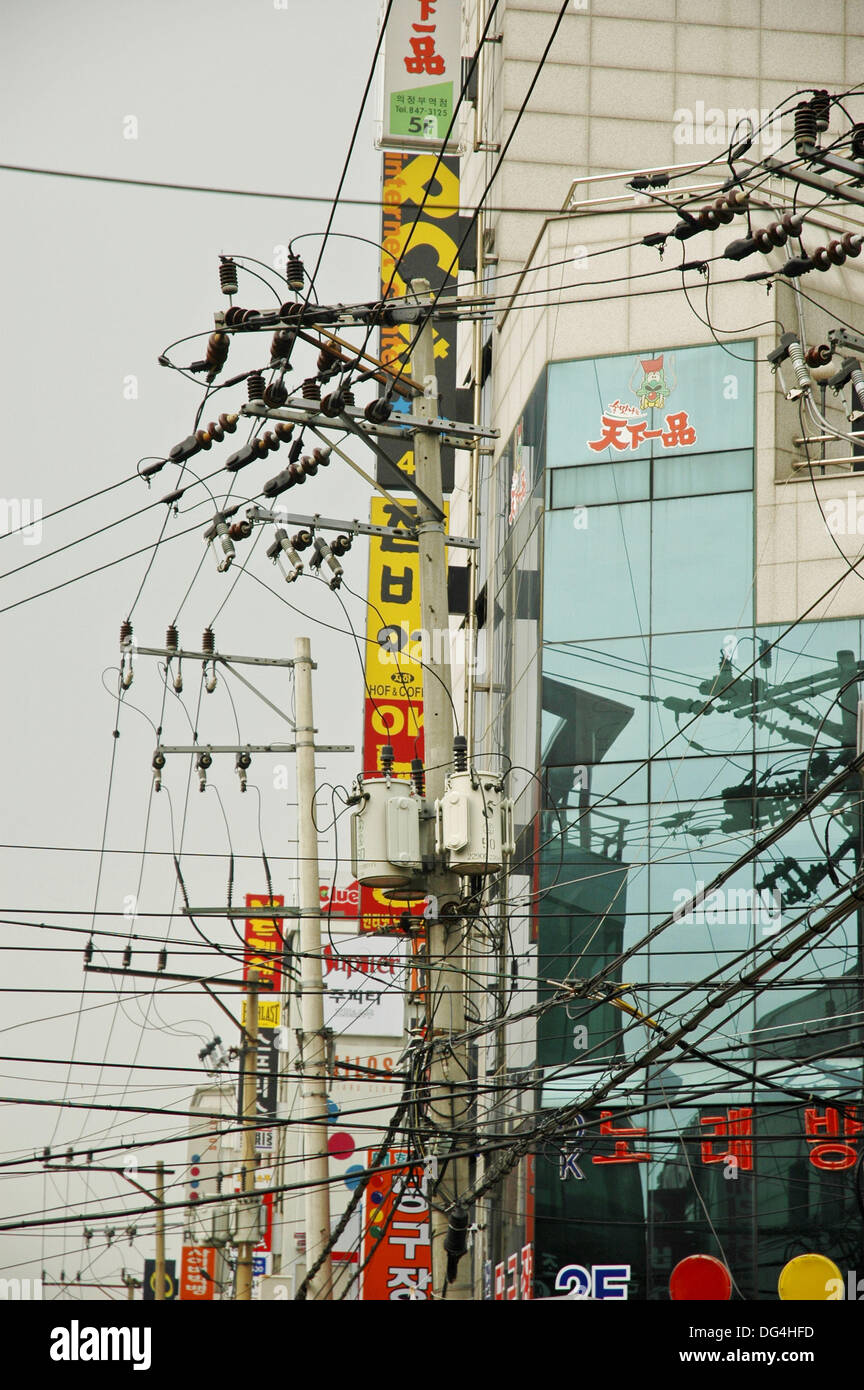 Stromleitungen in seoul -Fotos und -Bildmaterial in hoher Auflösung – Alamy