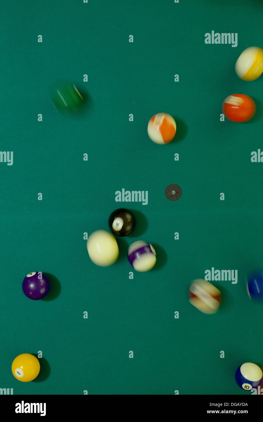 Nachtclub bar billard -Fotos und -Bildmaterial in hoher Auflösung – Alamy