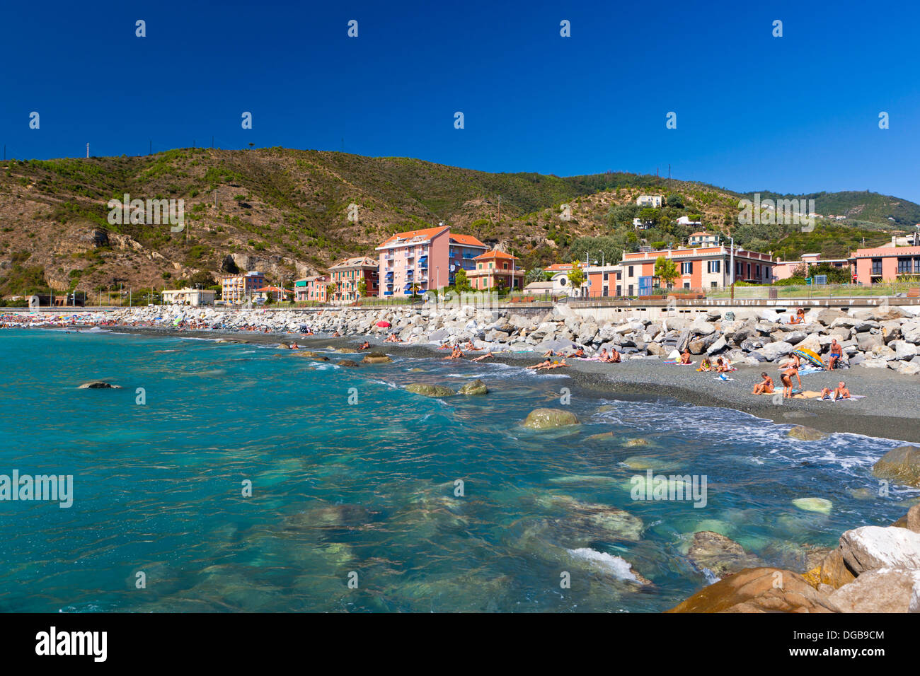 Strand von Sestri Levante, Provinz Genua, Ligurien, Italien Stockfoto ...