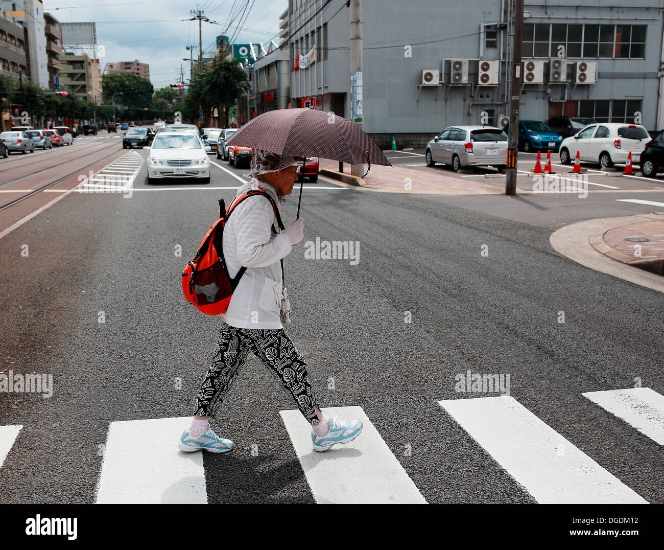 Zebra frau -Fotos und -Bildmaterial in hoher Auflösung – Alamy
