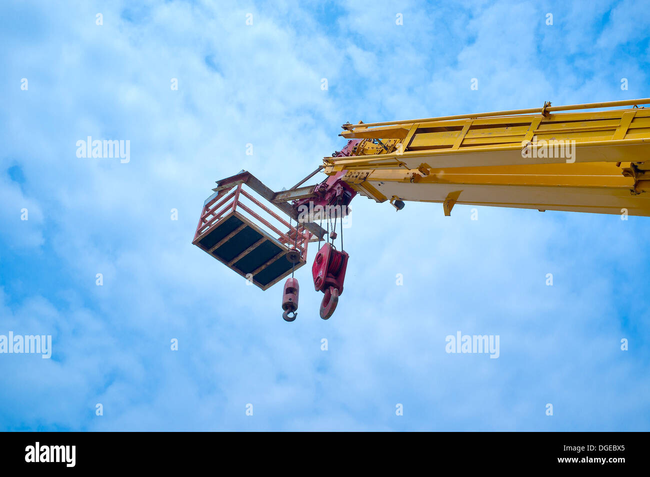 Mobile crane -Fotos und -Bildmaterial in hoher Auflösung – Alamy