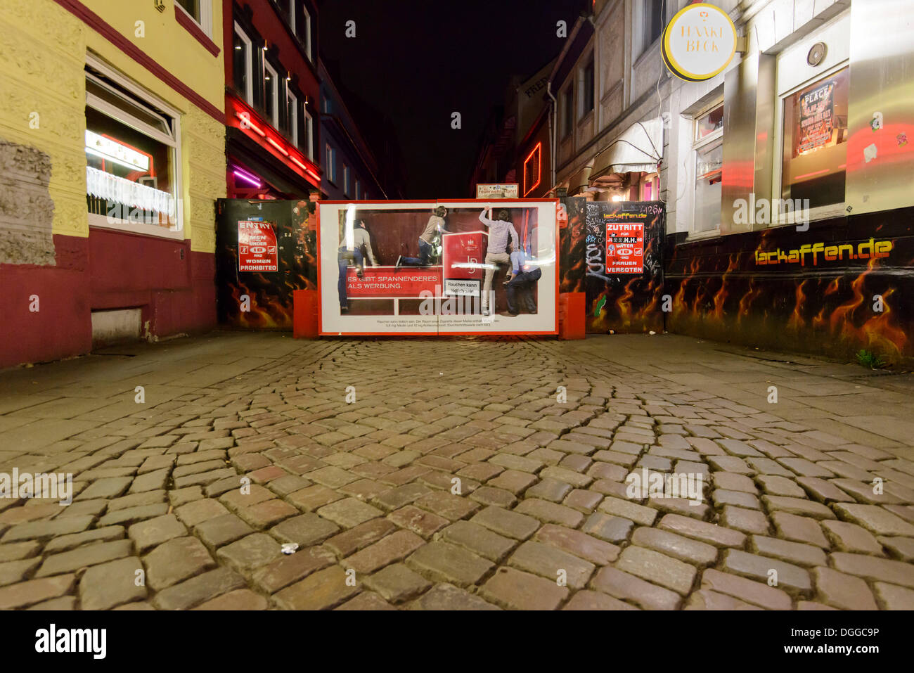 Eingang zur Herbertstrasse Street in der Red Light District, St.Pauli ...