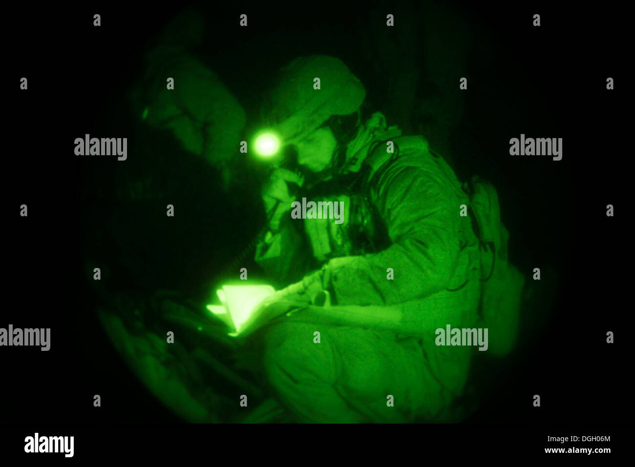 Wir marine captain chris walker -Fotos und -Bildmaterial in hoher ...
