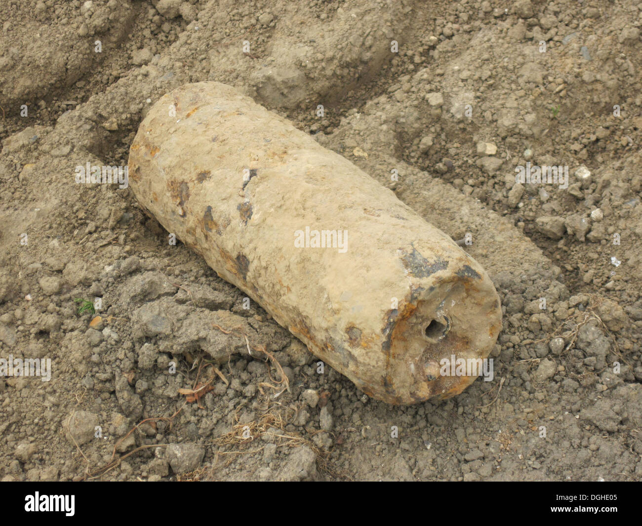 Shrapnel shells -Fotos und -Bildmaterial in hoher Auflösung – Alamy