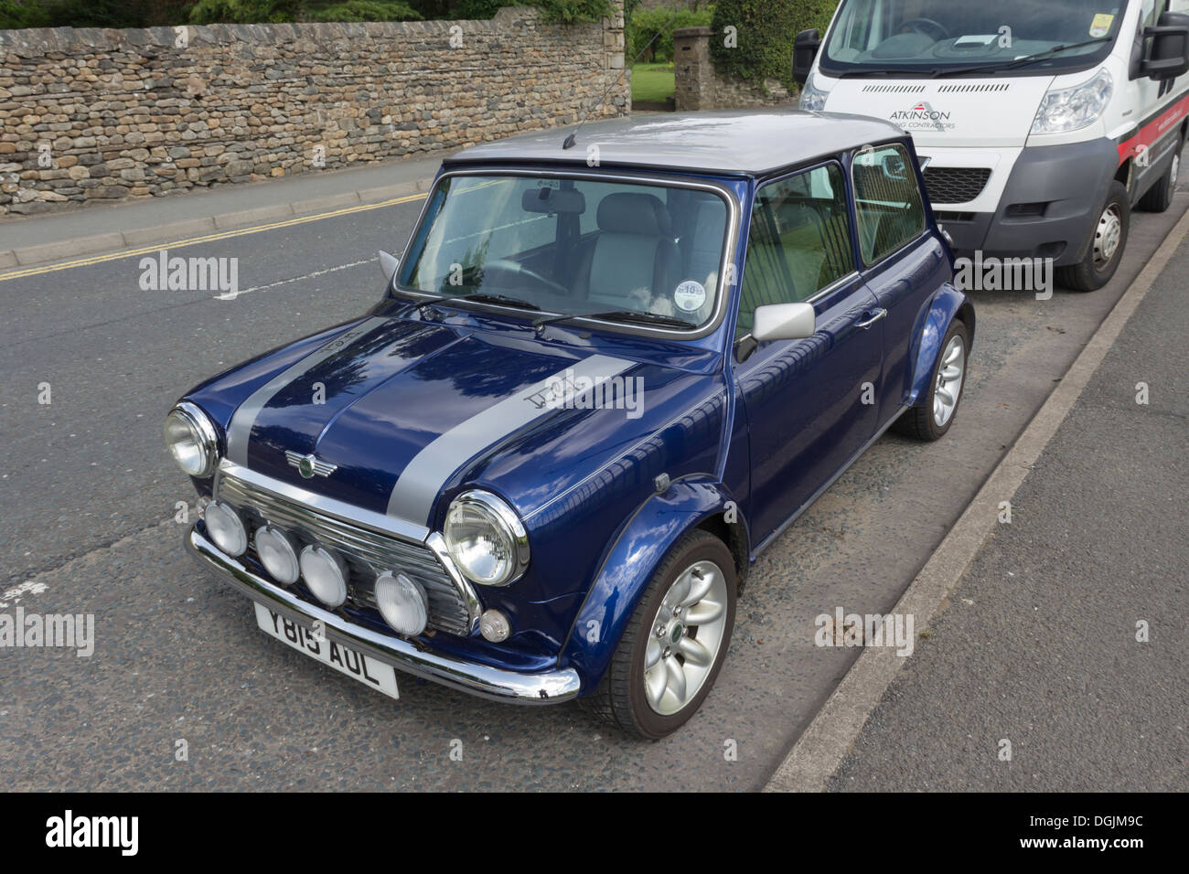 Mini one car 2001 -Fotos und -Bildmaterial in hoher Auflösung – Alamy