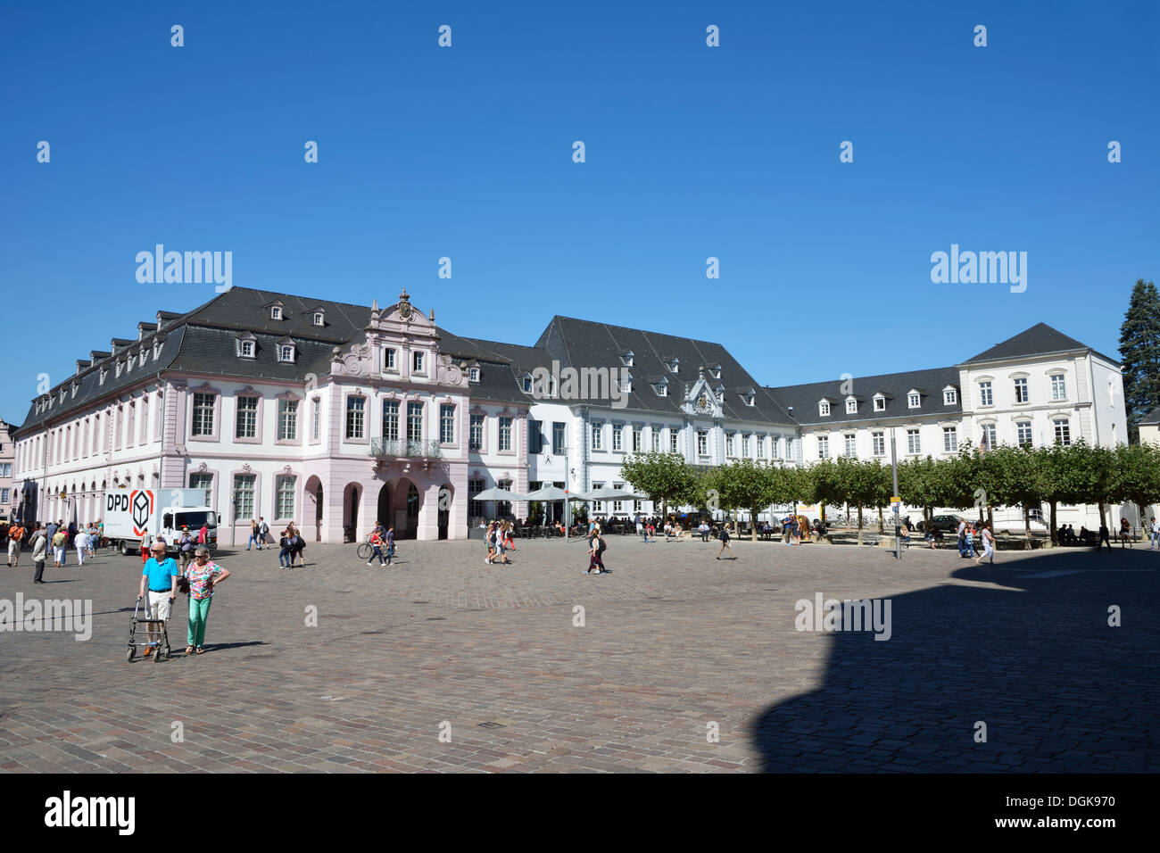 Domfreihof platz -Fotos und -Bildmaterial in hoher Auflösung – Alamy