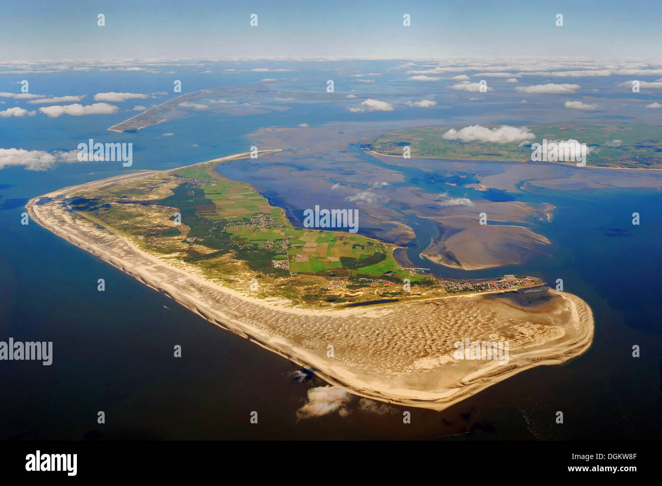 Luftaufnahme, Insel Amrum mit den Inseln Sylt und Föhr auf Rückseite ... Luftaufnahme, Insel Amrum mit den Inseln Sylt und Föhr auf Rückseite ...