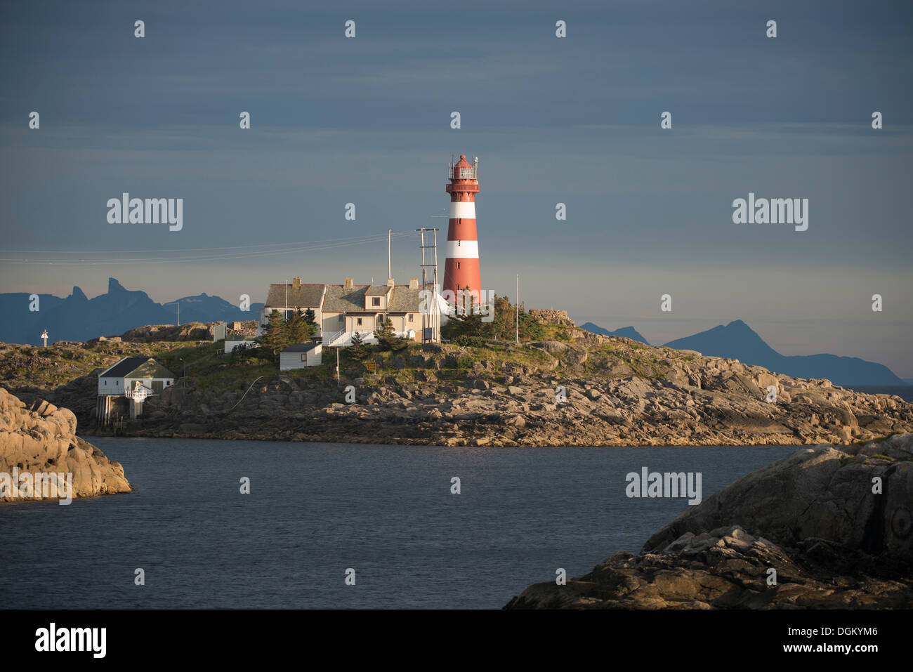 Skrova leuchtturm -Fotos und -Bildmaterial in hoher Auflösung – Alamy