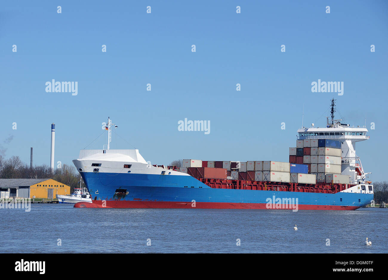 Containerschiff auf kiel kanal -Fotos und -Bildmaterial in hoher Auflösung – Alamy