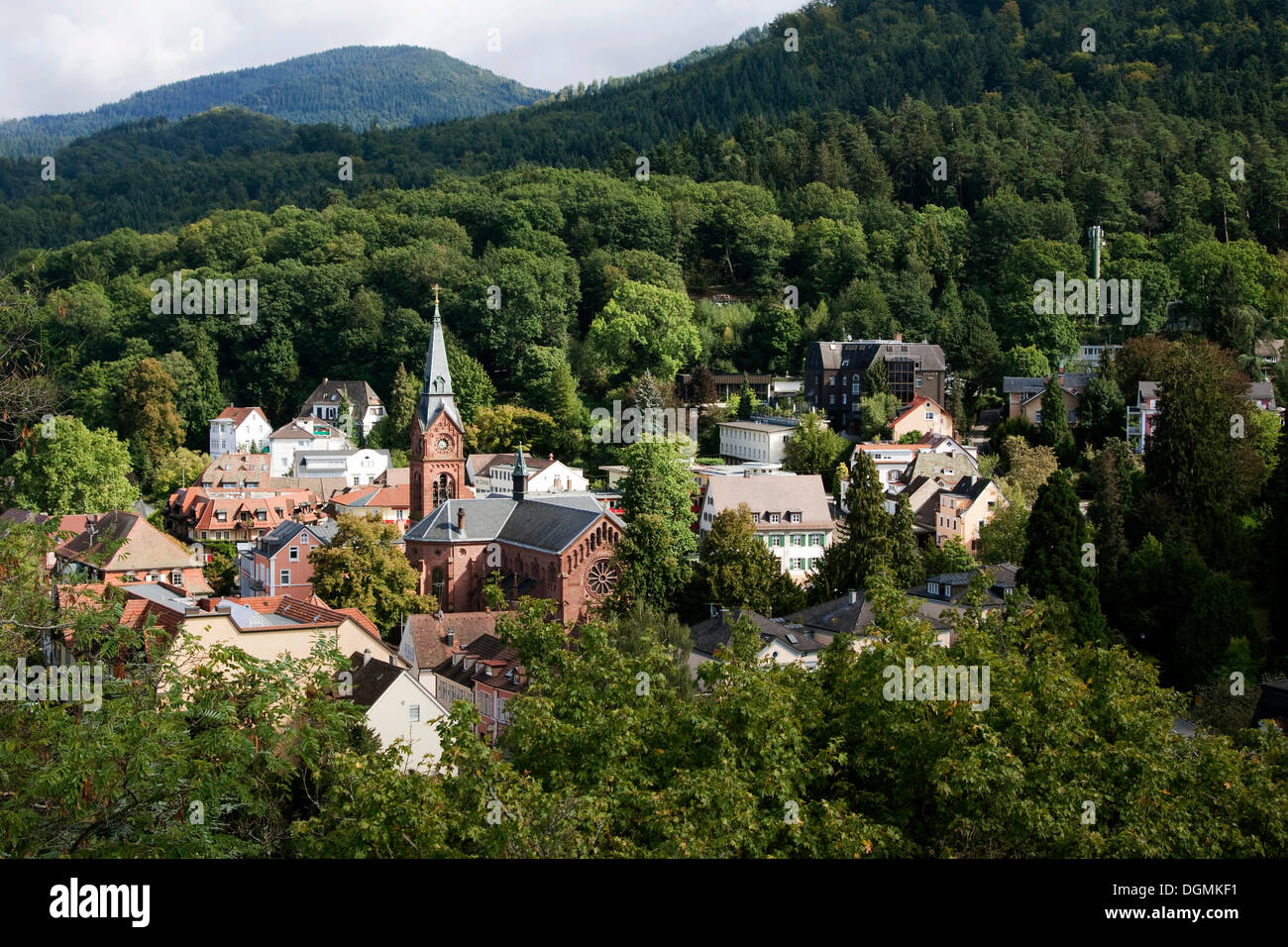 Badenweiler im Großraum Markgraeflerland mit der protestantischen ...