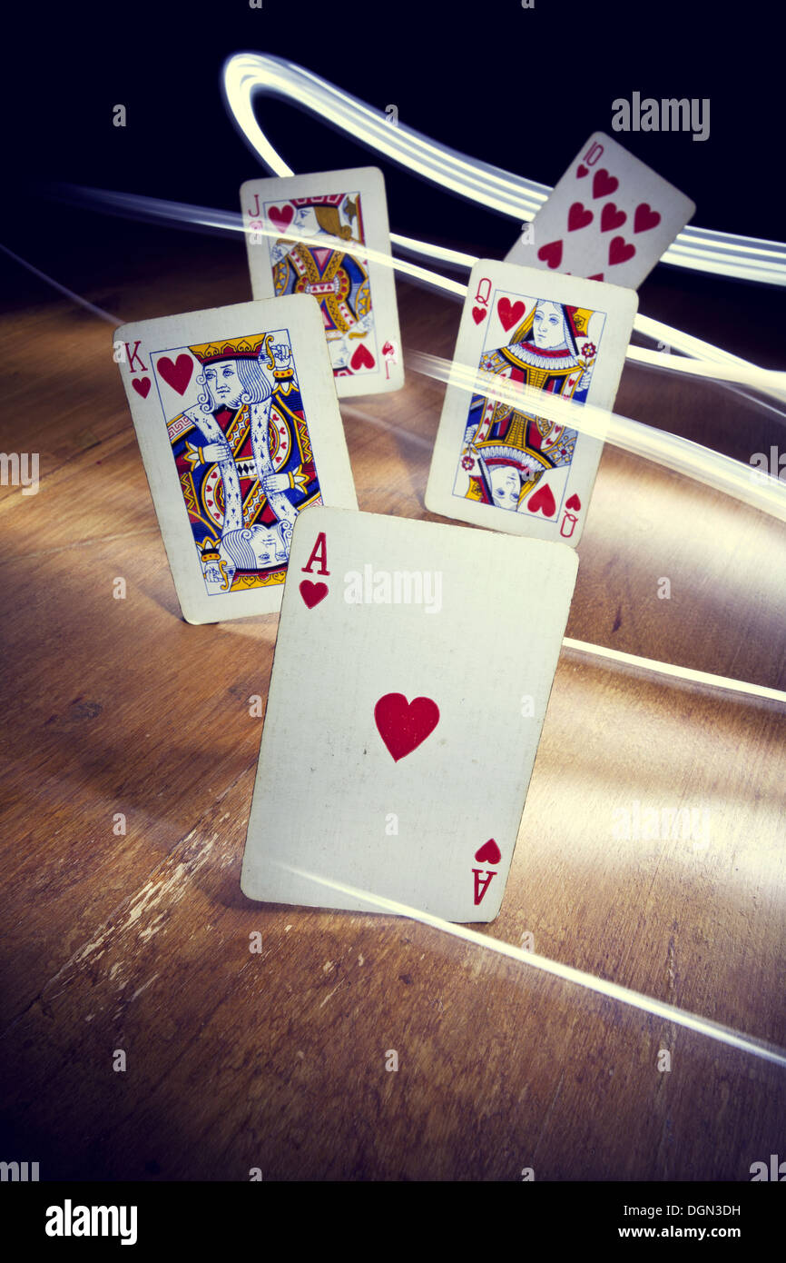 Poker hand royal flush karten -Fotos und -Bildmaterial in hoher ...